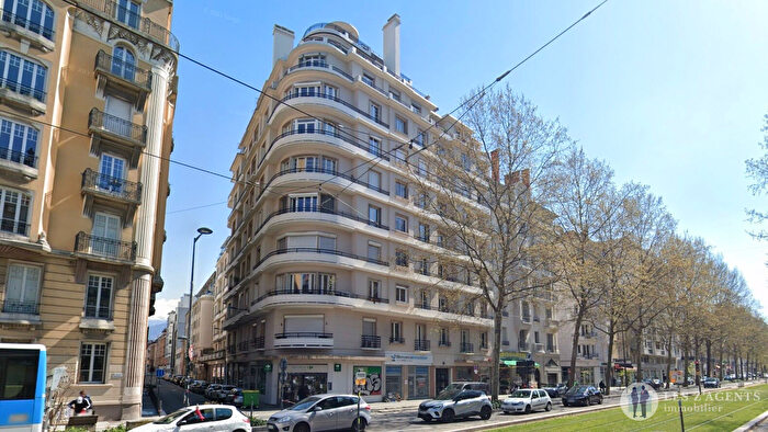 Appartement à vendre - Grenoble, Championnet - 3 pièces - 2 chambres