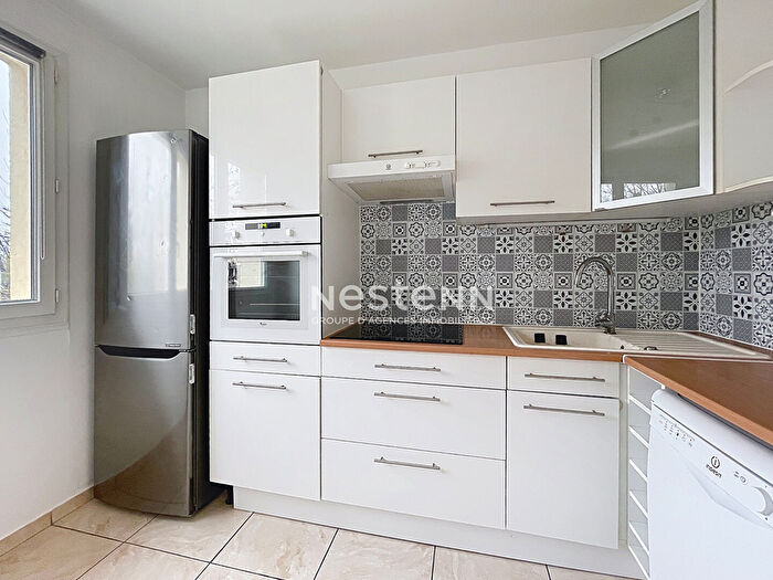 Appartement à louer - Domont - 3 pièces - 2 chambres