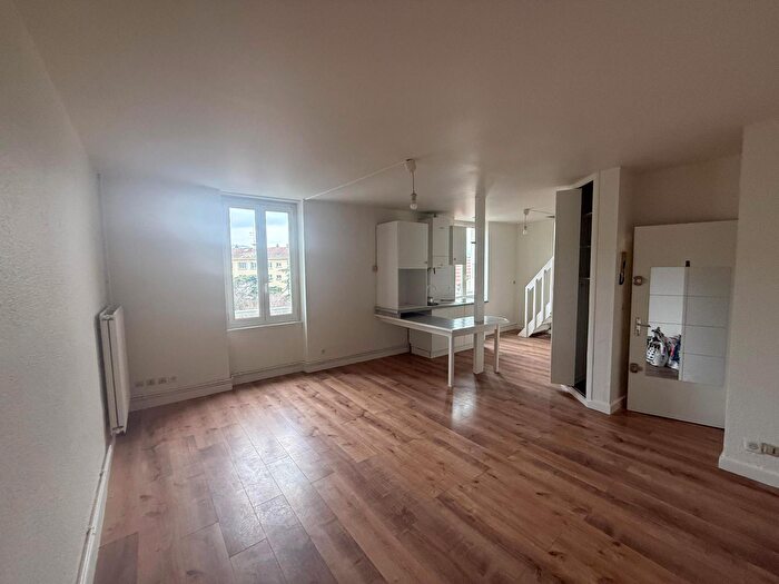 Appartement à louer - Bourg-lès-Valence, Jean Moulin - 4 pièces - 3 chambres