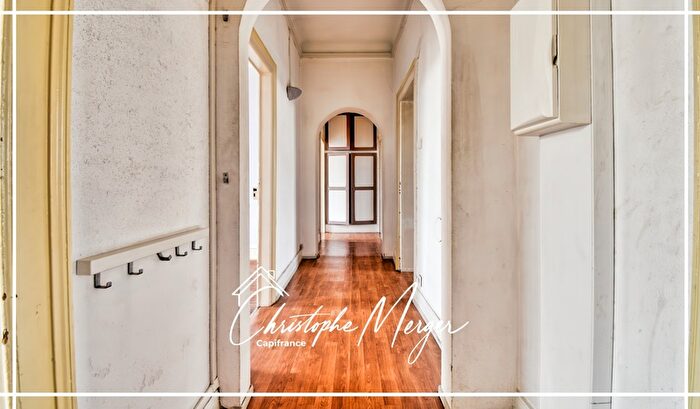Appartement à vendre - Sarrebourg, Centre-ville - 4 pièces - 3 chambres