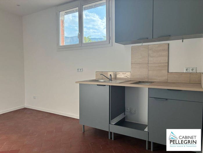 Appartement 2 pièces à louer - Saint Marcel, Marseille 11ème arrondissement