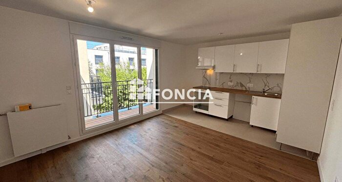 Appartement 2 pièces à louer à La Faiencerie-Le Clos Saint Cyr, Bourg-la-Reine