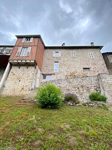 Maison à louer - Pierre-Buffière - 7 pièces - 5 chambres