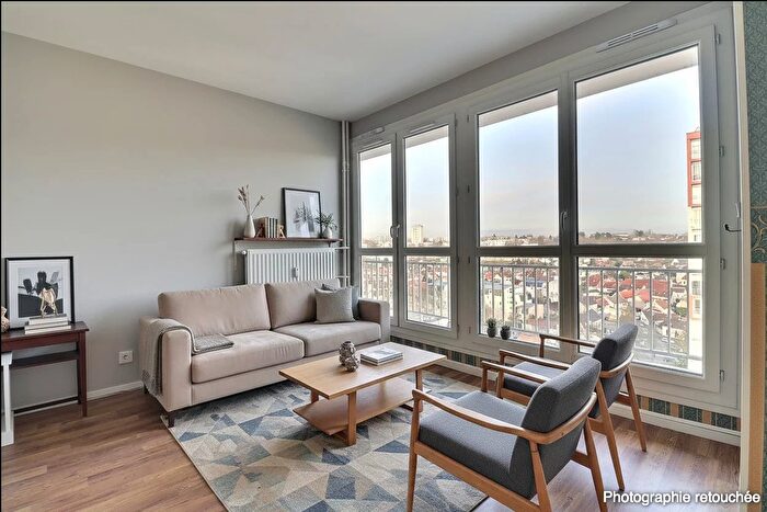 Appartement à louer - Montataire, Bas de la ville - 3 pièces - 2 chambres