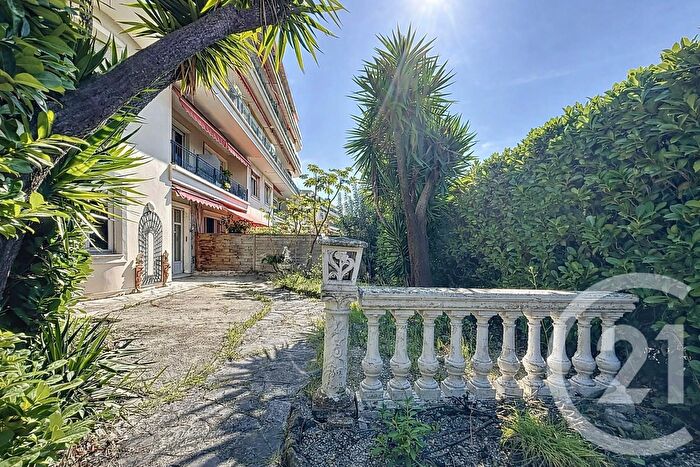 Appartement à vendre - Nice, Mont-Boron - 3 pièces - 2 chambres