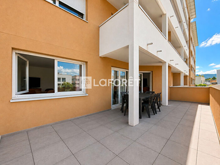 Appartement 4 pièces à Chambéry, Centre-ville, à vendre