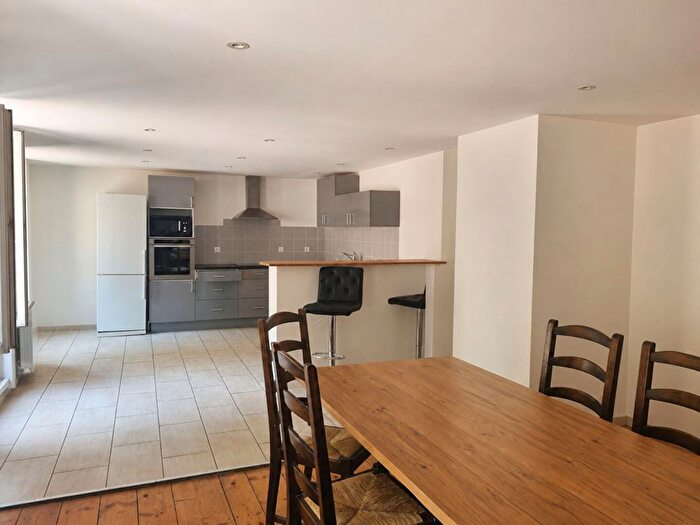 Maison 10 pièces à Annonay, Centre-ville, à vendre