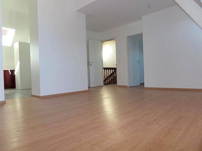 Appartement à louer - Grangier, Dijon - 4 pièces - 3 chambres