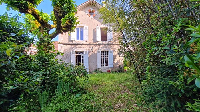 Maison à vendre - Mussidan - 13 pièces - 7 chambres