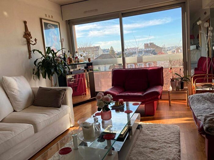 Appartement à louer - Enghien-les-Bains - 3 pièces - 2 chambres