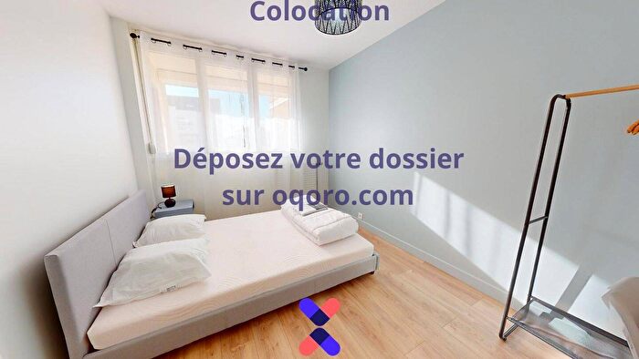 Appartement à louer - La Villette, Lyon ème arrondissement - 7 pièces - 6 chambres