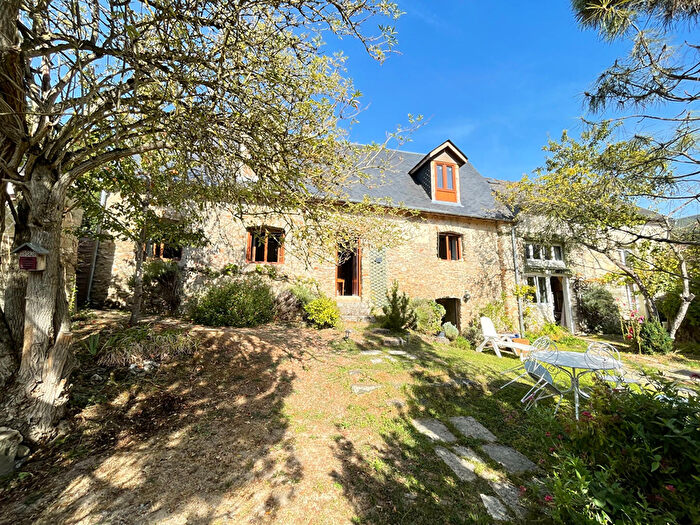Maison 10 pièces à Bailleau-Armenonville, à vendre