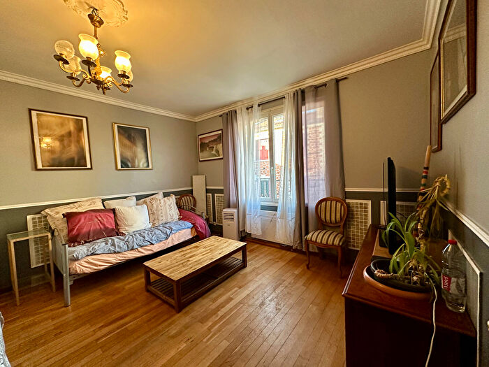 Appartement à vendre - Fontenay-sous-Bois, Centre-ville - 2 pièces - 1 chambre