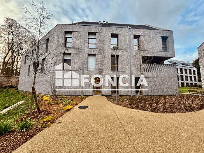 Appartement à louer - Montreuil, Versailles - 5 pièces - 4 chambres