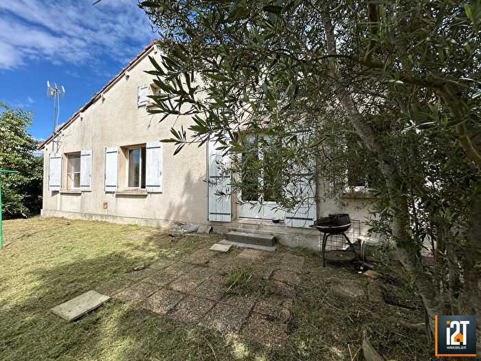 Maison 4 pièces à Saint-Mamert-du-Gard, à vendre