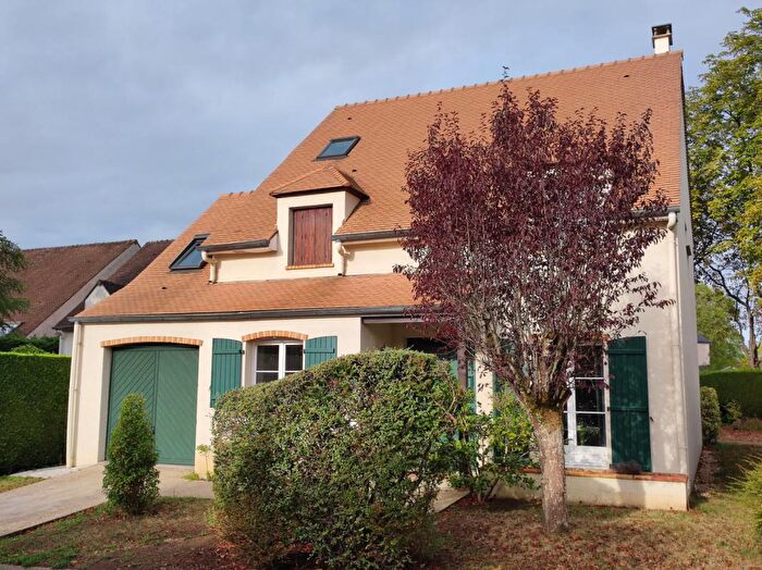 Maison 9 pièces à vendre à Noisy-le-Roi