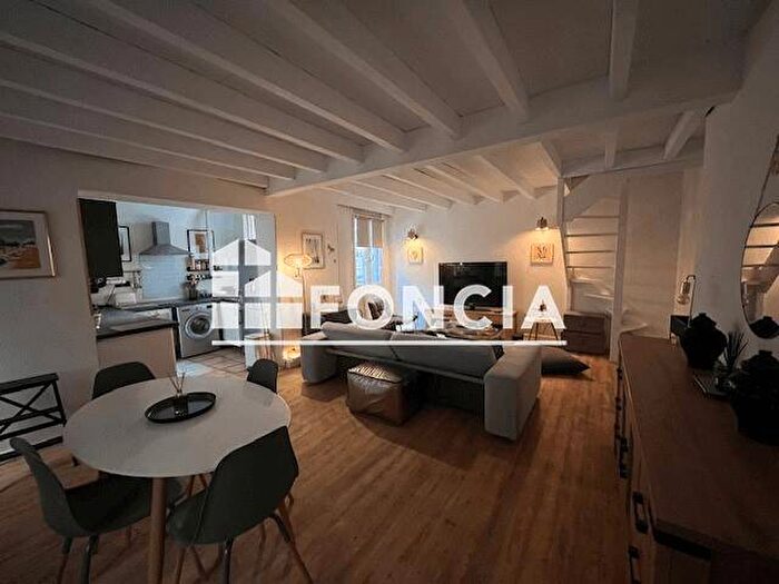 Appartement à louer - Centre Historique, Montpellier - 3 pièces - 2 chambres