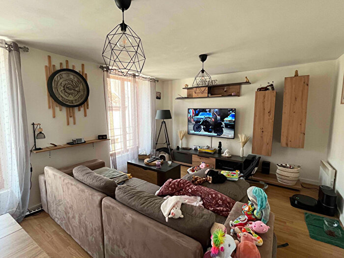 Appartement à louer - Égreville - 3 pièces - 2 chambres