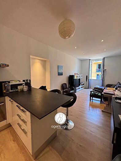 Maisons à vendre et appartements à louer - 1