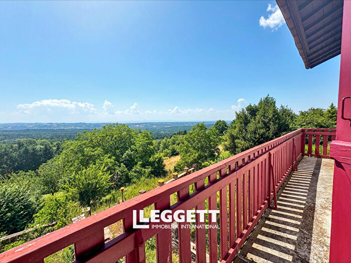 Maison à vendre - Vollore-Ville - 10 pièces - 8 chambres