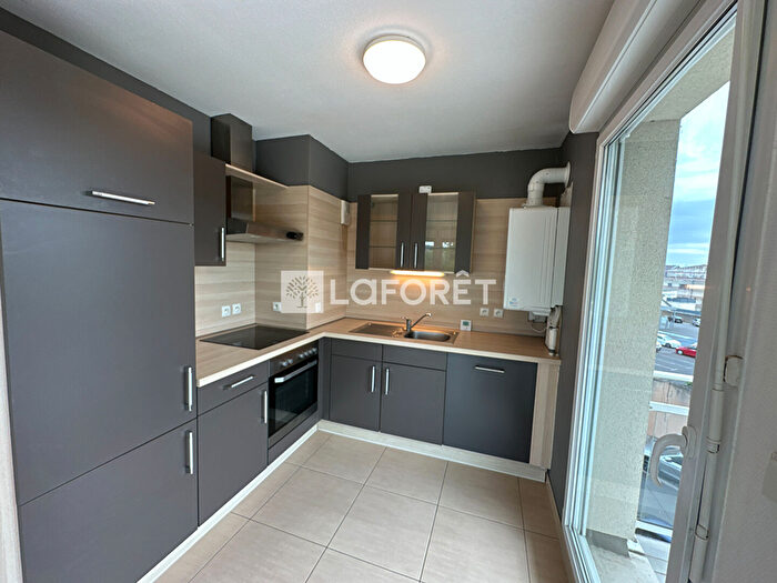 Appartement à louer - Clouange - 2 pièces - 1 chambre