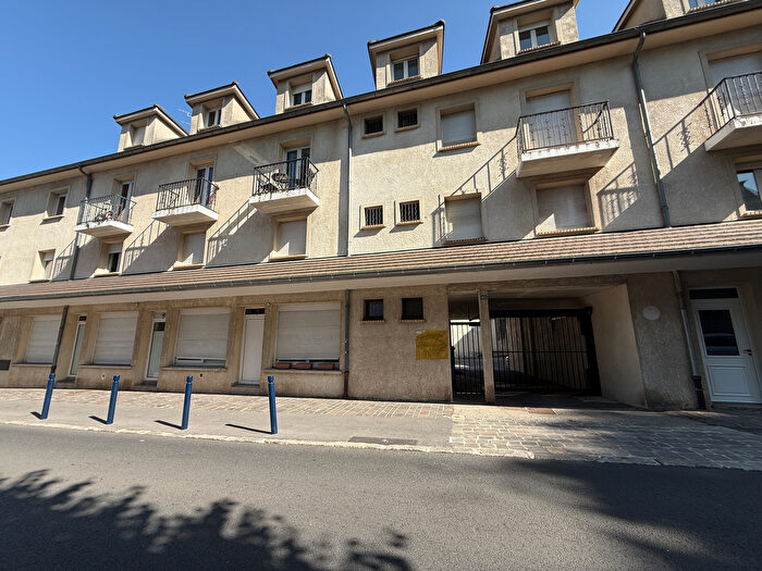 Appartement à vendre - Dammarie-les-Lys, LAbbaye du Lys, Centre-ville, Soubiron - 2 pièces - 1 chambre