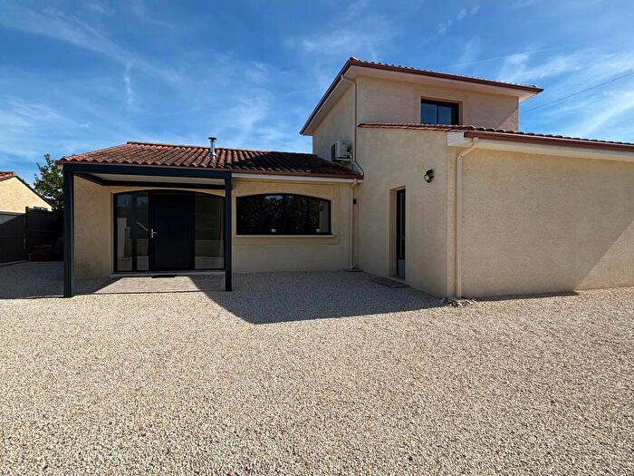 Maison 5 pièces à Bouniagues, à vendre
