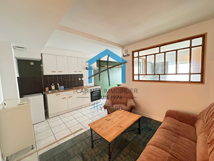 Appartement à louer - Saint-Étienne, Saint-Roch, Vivaraize, Valbenoite, Centre Deux - 3 pièces - 2 chambres