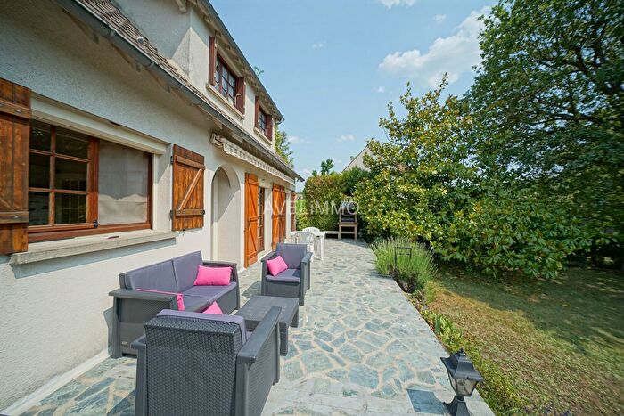 Maison à vendre - La Queue-lez-Yvelines, La Queue-les-Yvelines - 6 pièces - 4 chambres