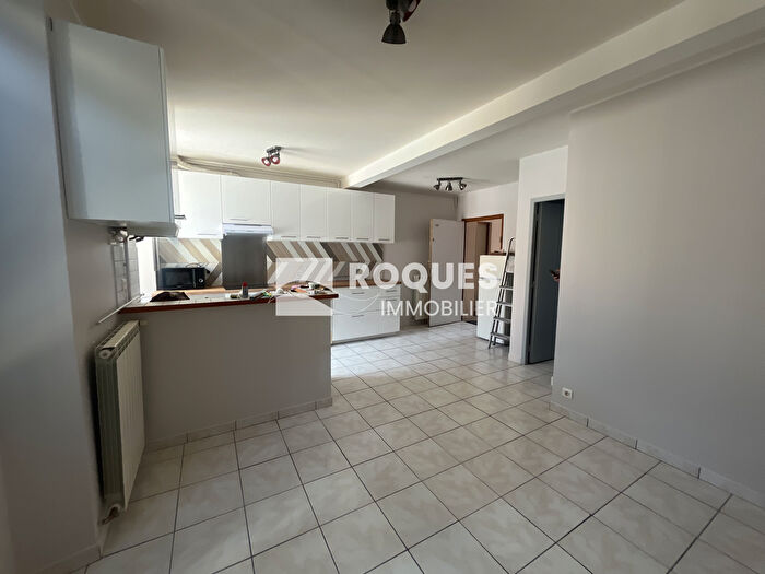 Appartement à louer - Millau, République, Beauregard, Cales - 2 pièces - 1 chambre