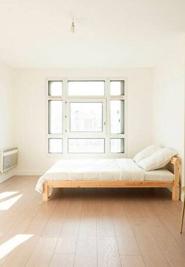 Appartement à louer - République-Gare-Porte de Paris, Saint-Denis - 1 pièce