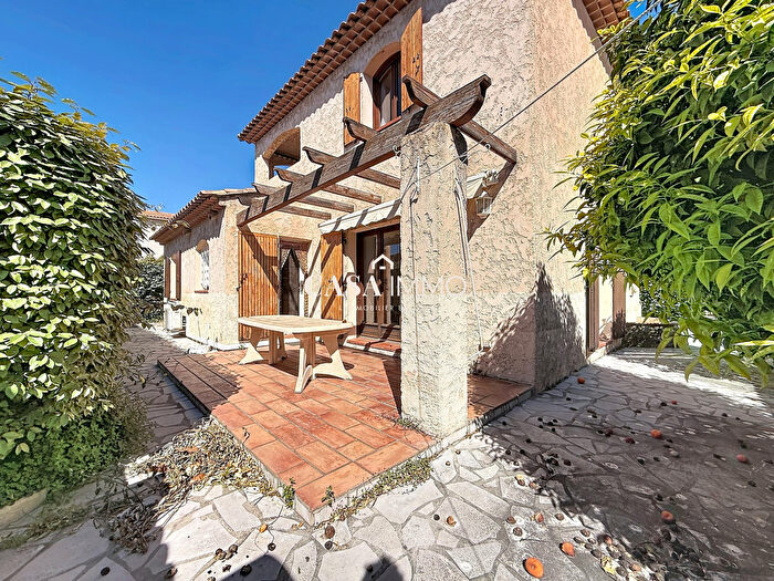 Maison 5 pièces à vendre à Hyères, Pyanet