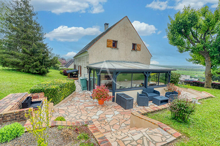 Maisons à vendre et appartements à louer - 1