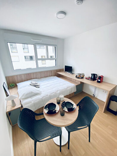 Appartement à louer - Fontainebleau, France, Joffre - 1 pièce