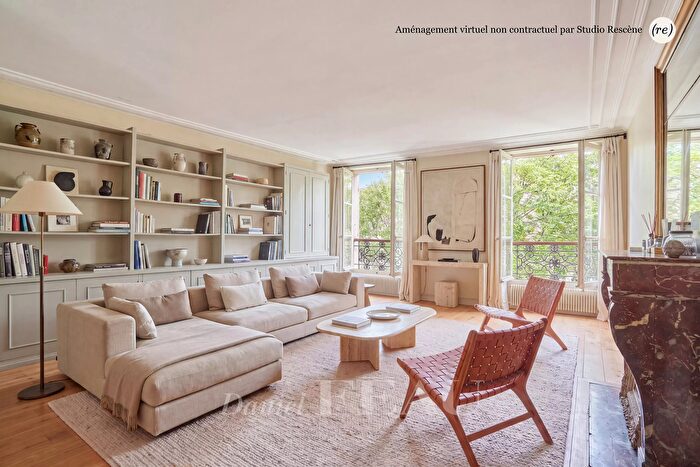 Paris 8ème : Appartement 3 pièces à vendre