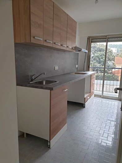 Appartement 2 pièces à Le Cannet, Rocheville, Colombier, Campelières, à louer