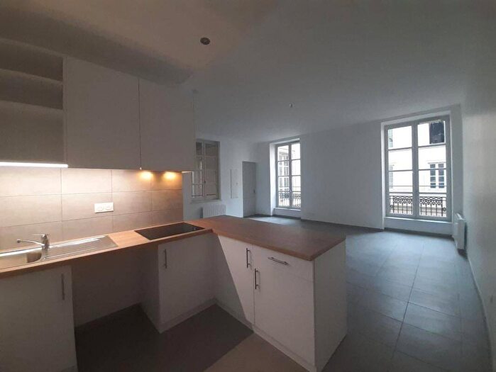 Saint Vincent, Lyon 1er arrondissement - Appartement 2 pièces à louer