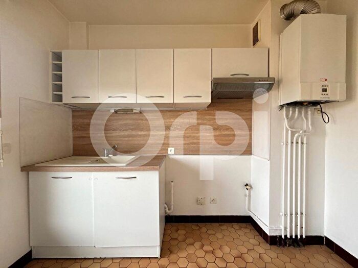 Appartement à louer - Bouygue, Brive-la-Gaillarde - 2 pièces - 1 chambre