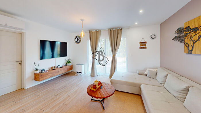 Maison à vendre - Lasgraisses - 4 pièces - 3 chambres