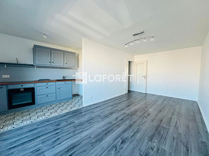 Appartement à vendre - Saint-Ouen-lAumône, Eglise - 2 pièces - 1 chambre