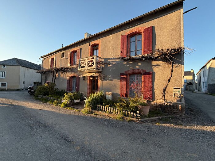 La Salvetat-Peyralès - Maison 8 pièces à vendre
