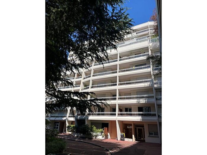 Appartement 2 pièces à vendre à Nogent-sur-Marne, Beauté Baltard