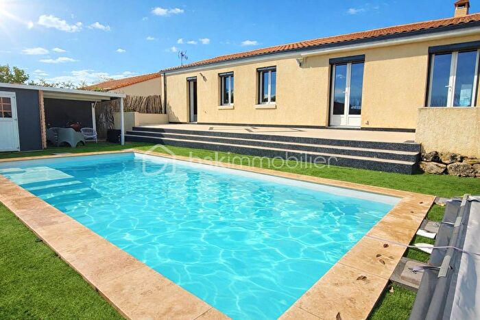 Maison à vendre - Saint-Sulpice-de-Royan - 4 pièces - 3 chambres