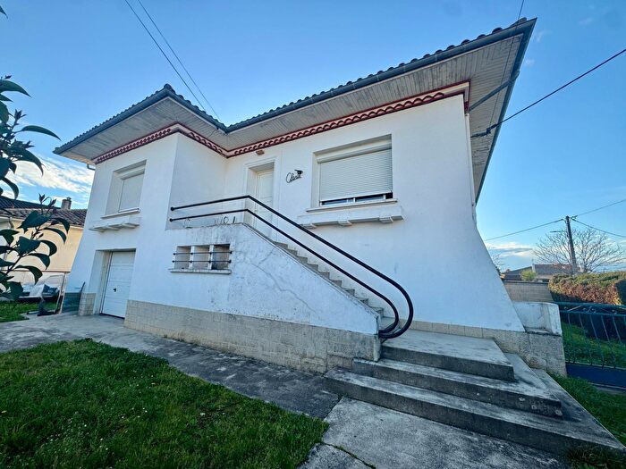 Maison à vendre - Villeneuve-sur-Lot, Saint-Etienne - 8 pièces - 4 chambres