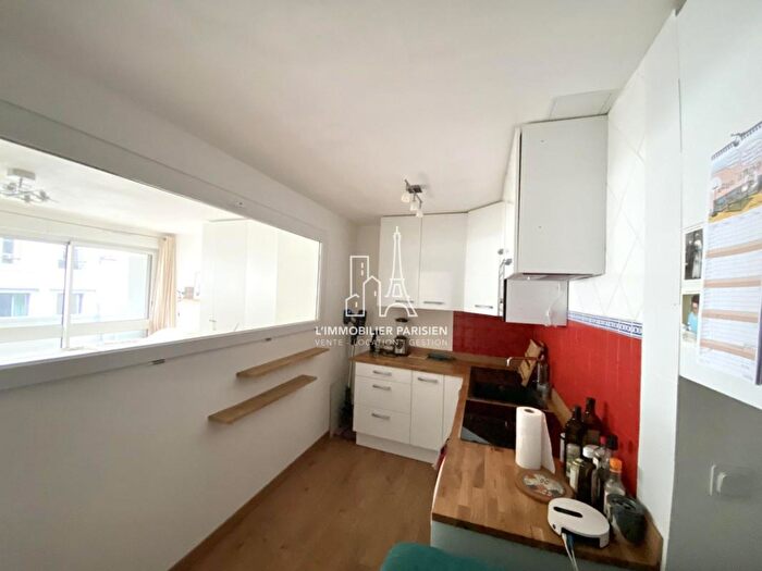 Appartement à vendre - Paris e , Grandes Carrières, Clichy - 2 pièces - 1 chambre