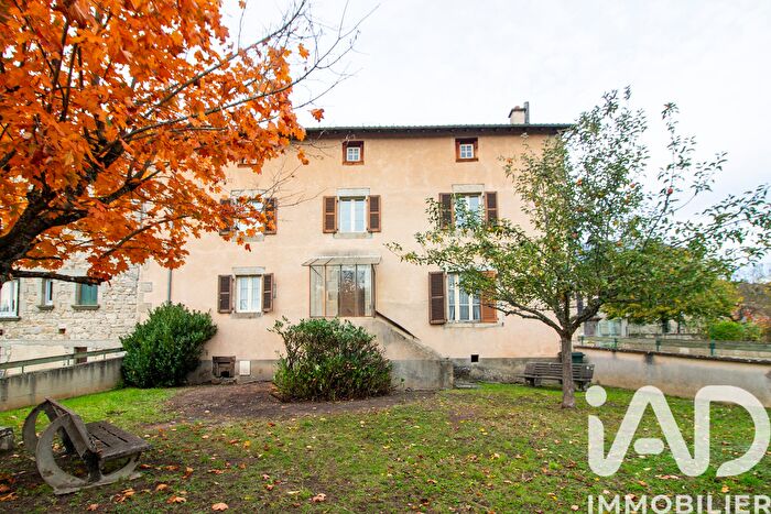 Maison à vendre - Vertolaye - 6 pièces - 3 chambres