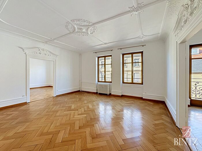Appartement à vendre - Strasbourg, Forêt Noire - 8 pièces - 4 chambres