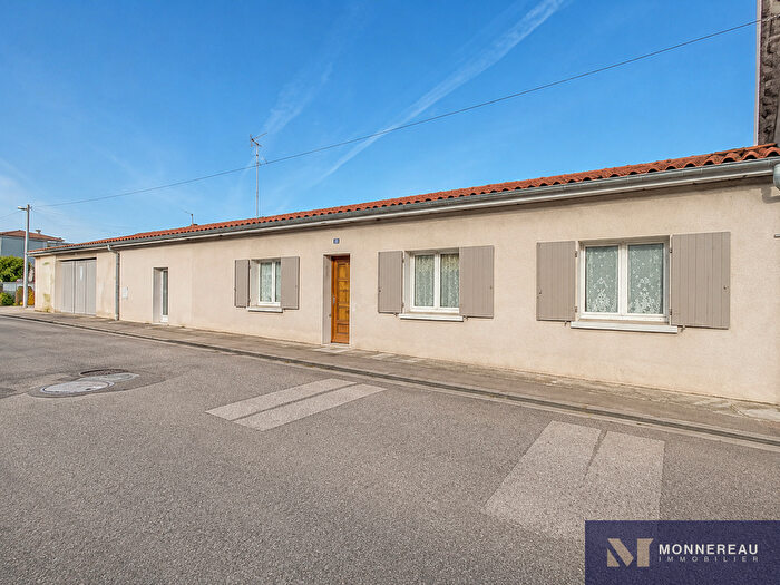 Maison 7 pièces à vendre à Barbezieux-Saint-Hilaire
