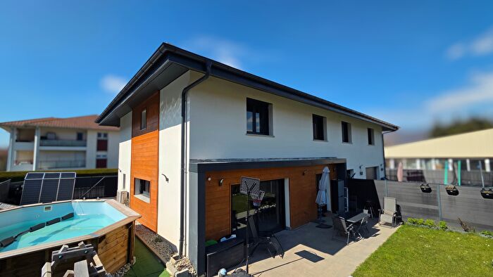 Maison à vendre - Marnaz - 5 pièces - 4 chambres