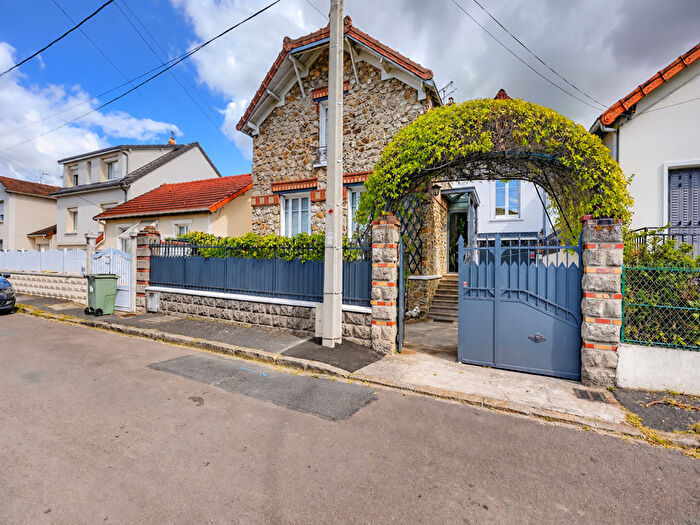 Maison 6 pièces à vendre à Savigny-sur-Orge, Cherchefeuilles